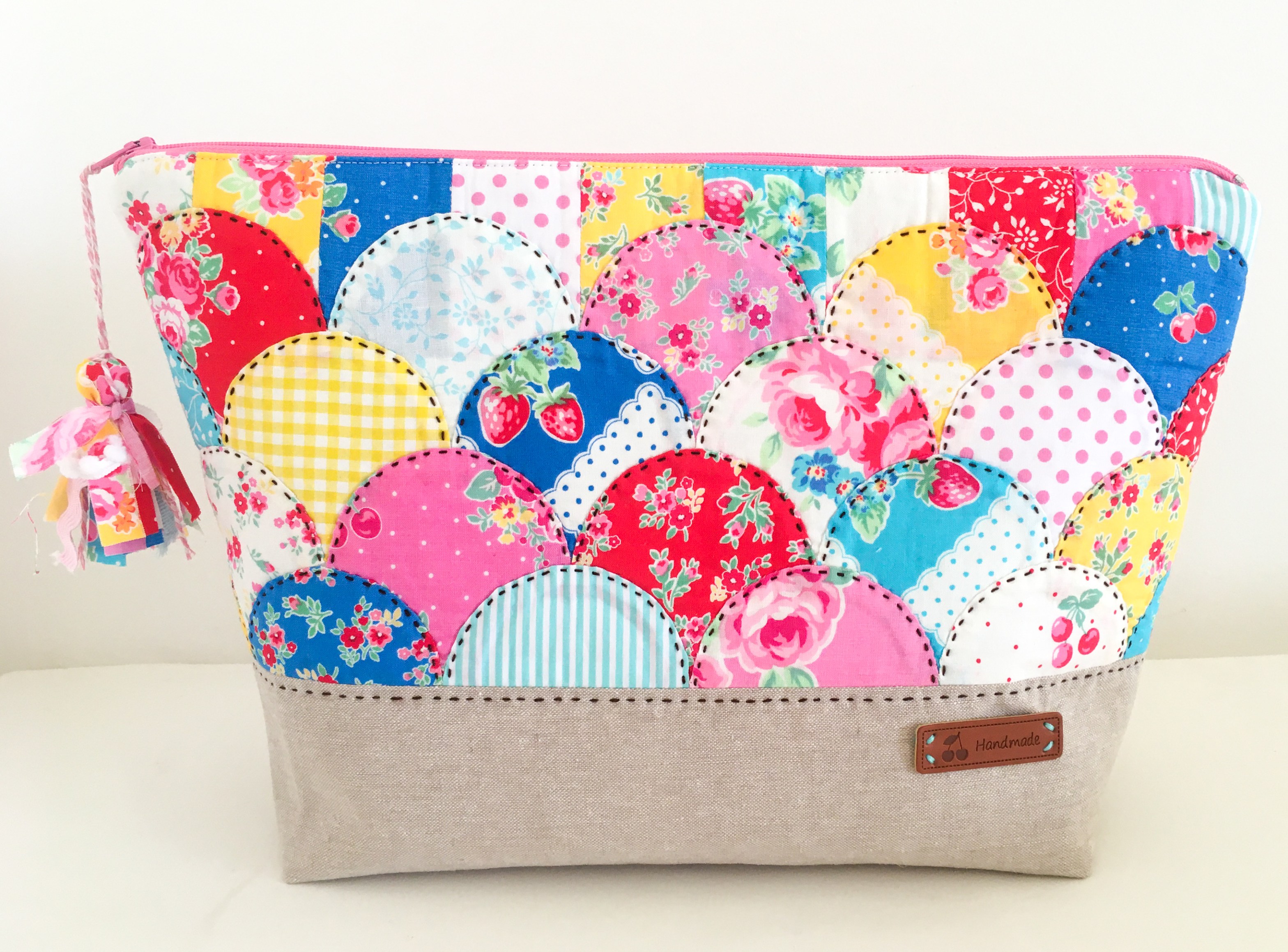 Patchwork Clamshell Zipper Pouch- Pattern Revamp – Ma & Me Designs