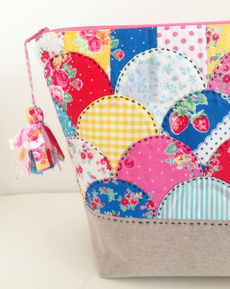 Patchwork Clamshell Zipper Pouch- Pattern Revamp – Ma & Me Designs