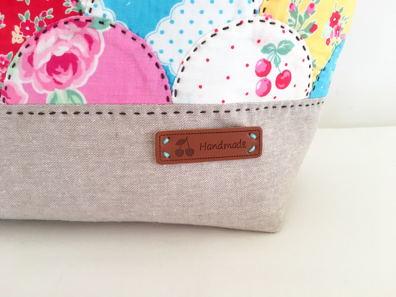 Patchwork Clamshell Zipper Pouch- Pattern Revamp – Ma & Me Designs