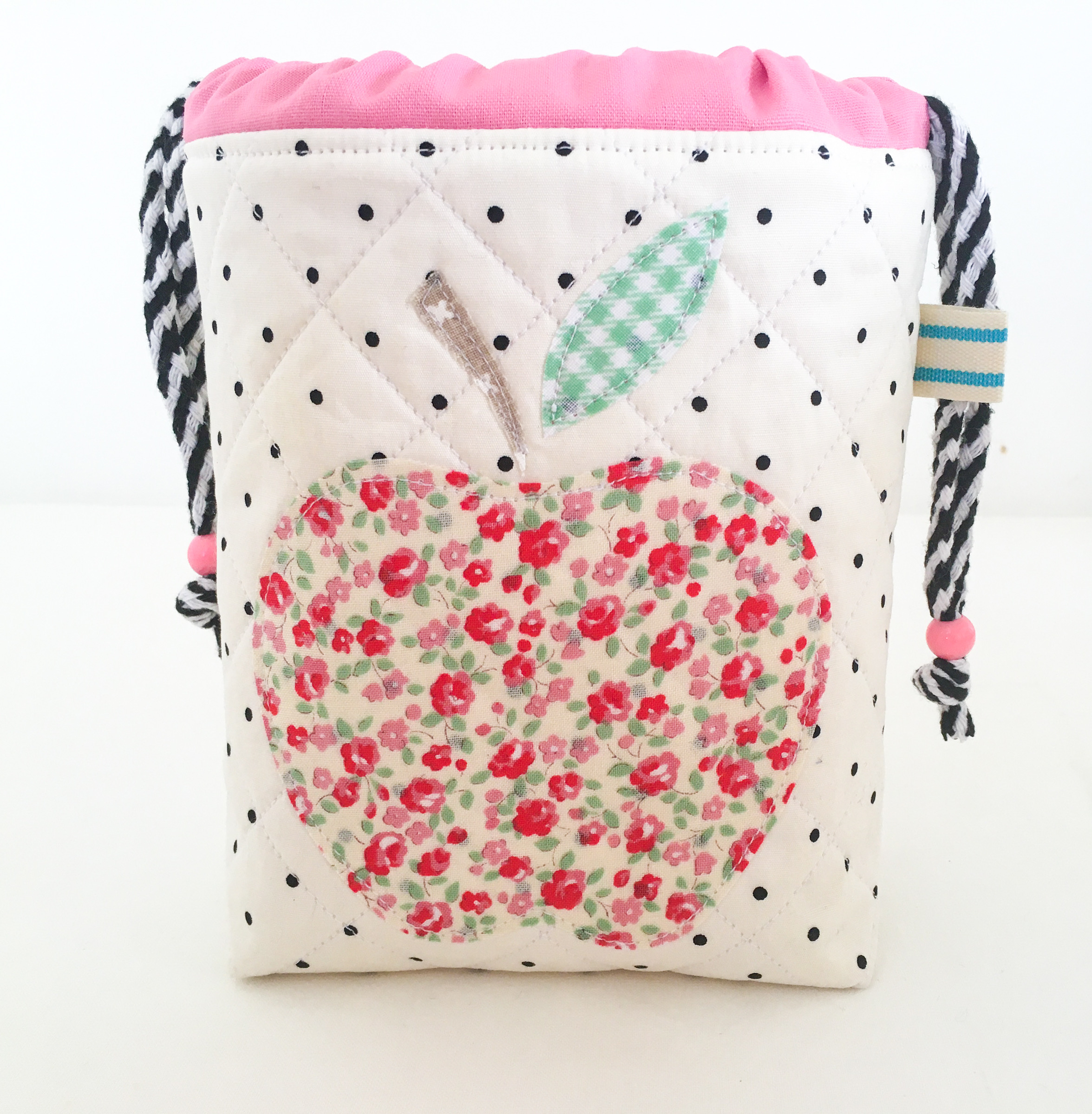 Sweet Apple and Strawberry Dilly Bags – Ma & Me Designs