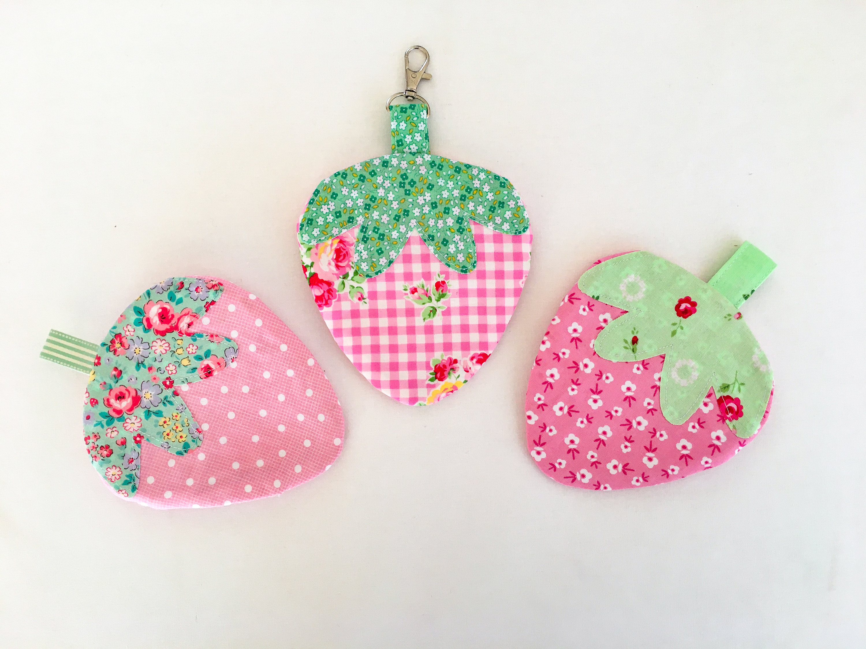 The Strawberry Coin Purse – Ma & Me Designs