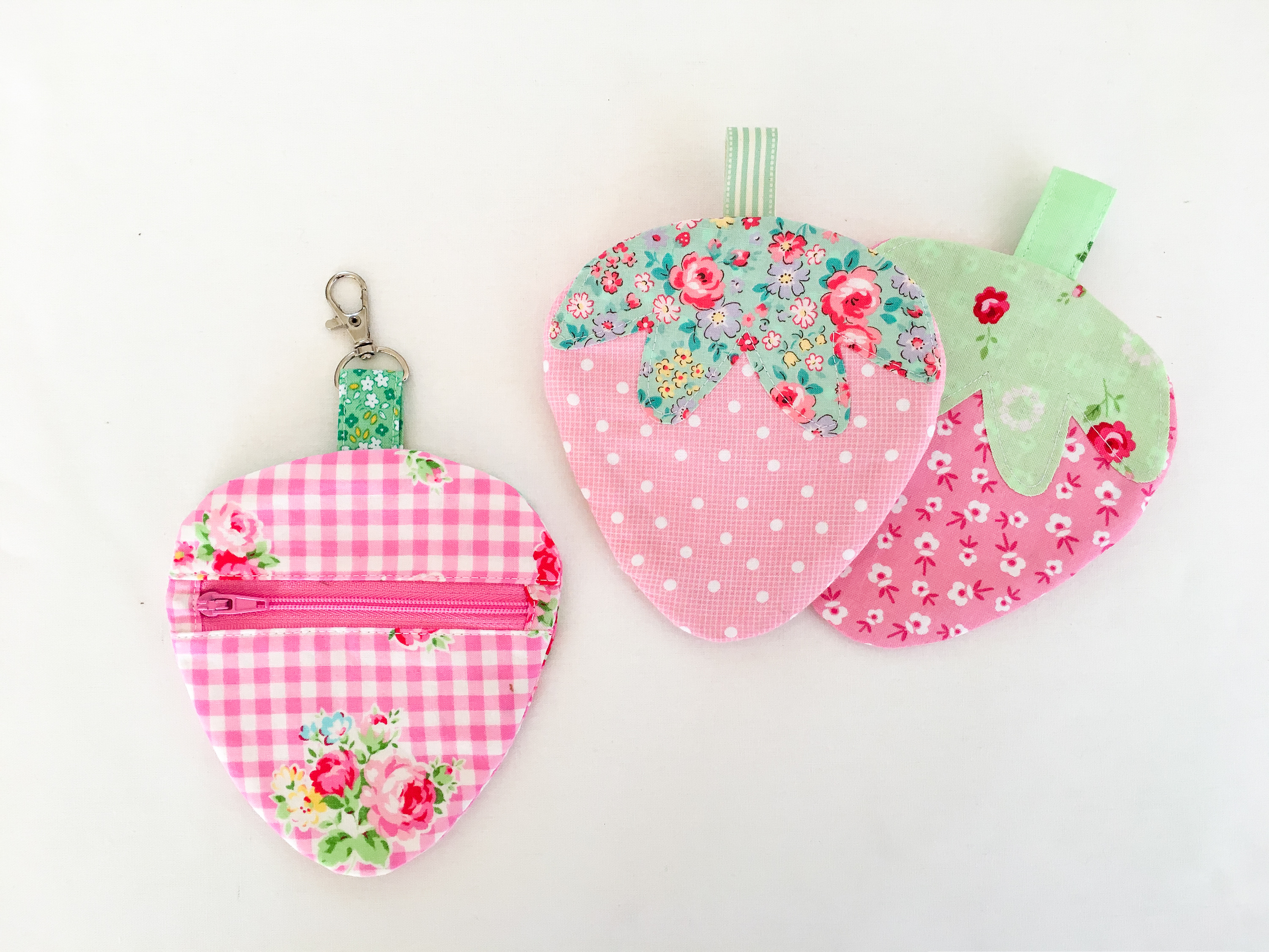 The Strawberry Coin Purse – Ma & Me Designs